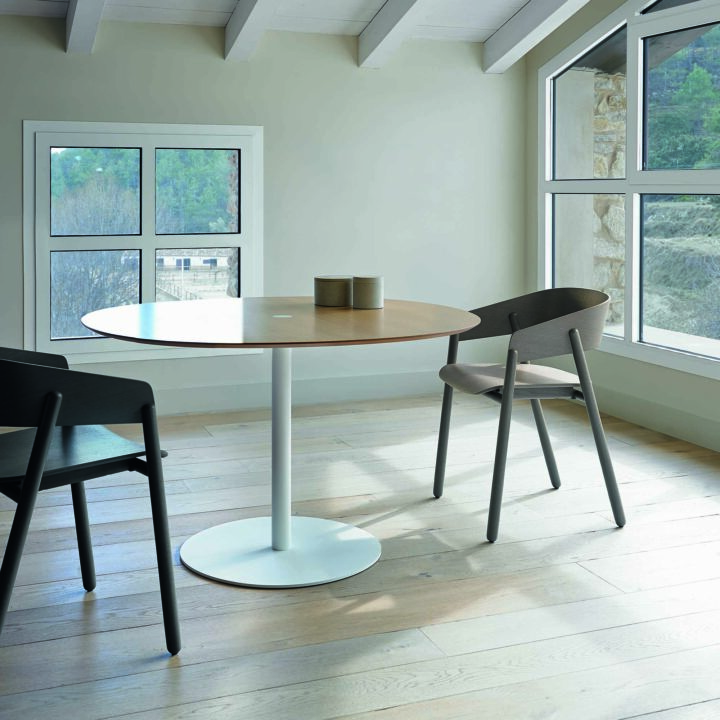 NUCLEO Table by PUNT MOBLES 038 - Černelić