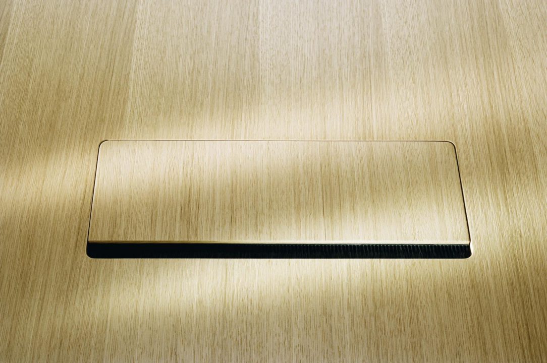 LOGON TABLES by Wilkhahn 011 - Černelić